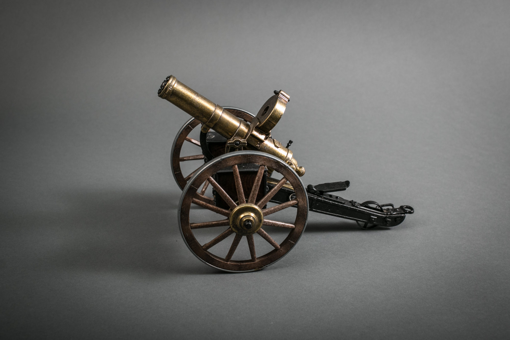 Model of European Cannon - Naga Antiques